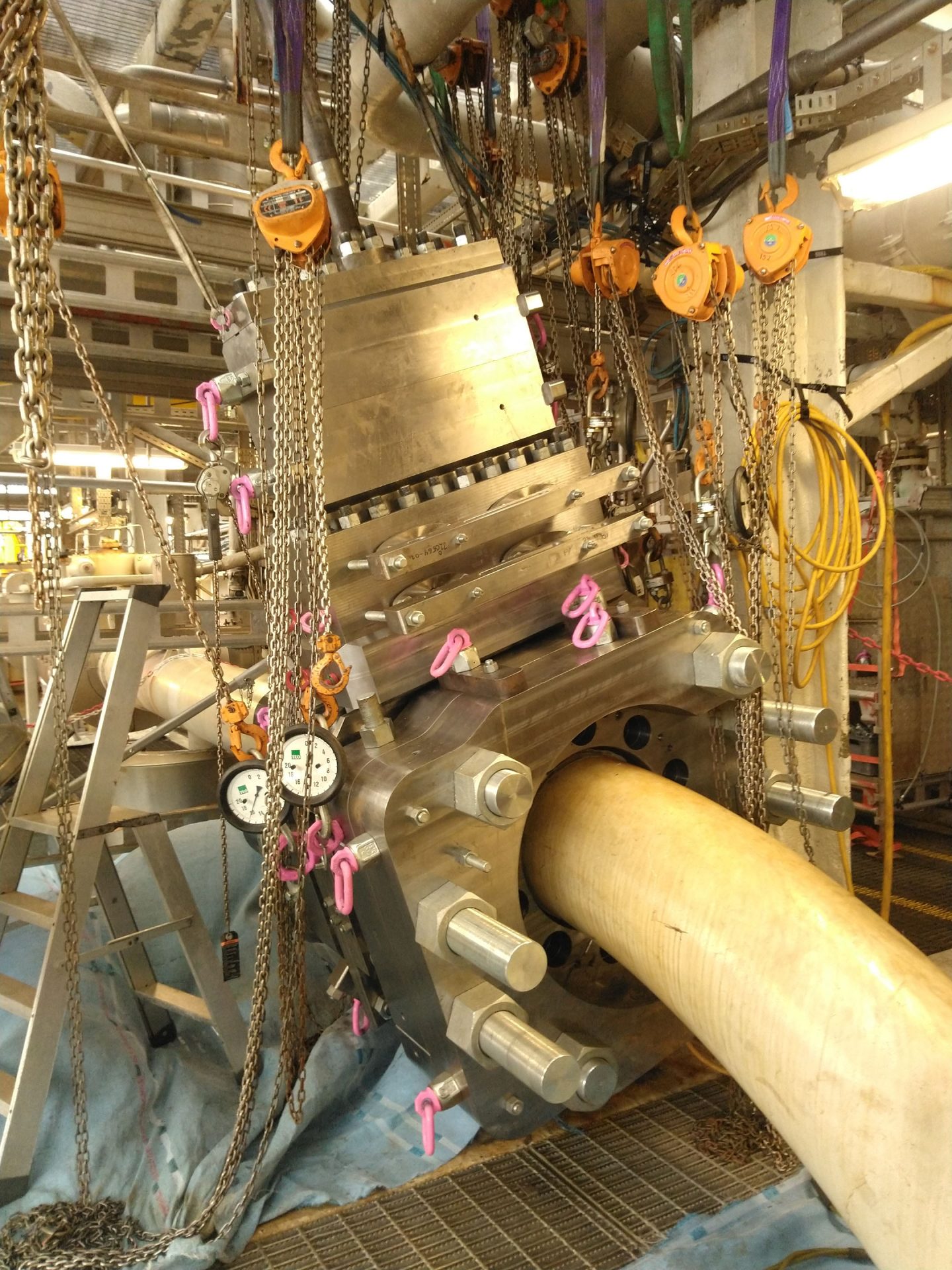 IK-Group | Izomax Installs Critical Pipeline Spade - IK-Group